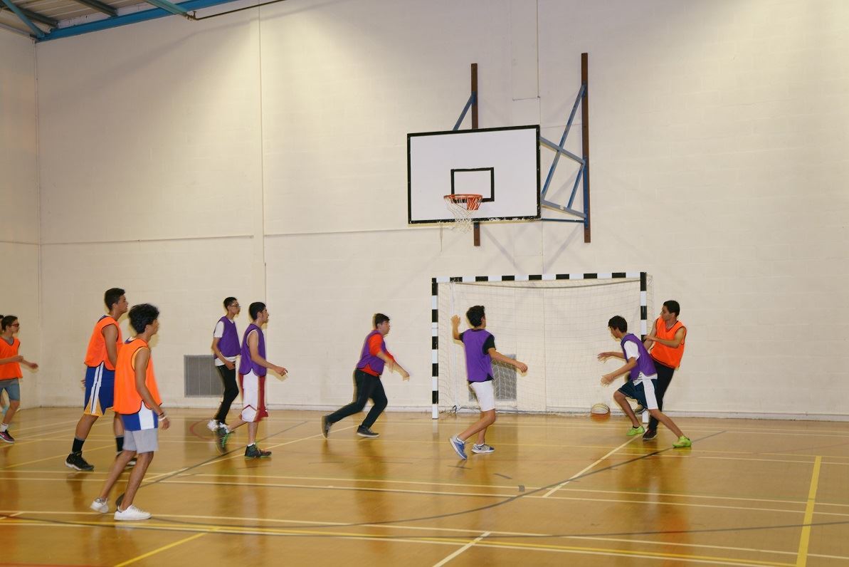 Sports & On-Campus Activities - SABIS® Educational Summer Camp