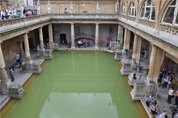 Trips to Bath and Roman Baths - SABIS® Educational Summer Camp